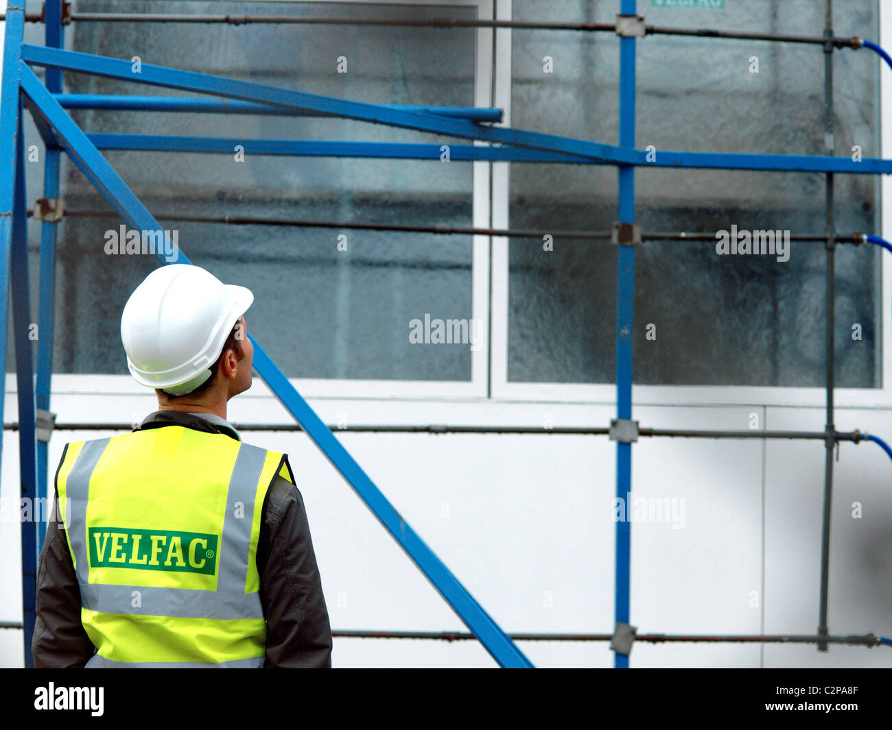 Taylor Woodrow window testing centre Stock Photo - Alamy