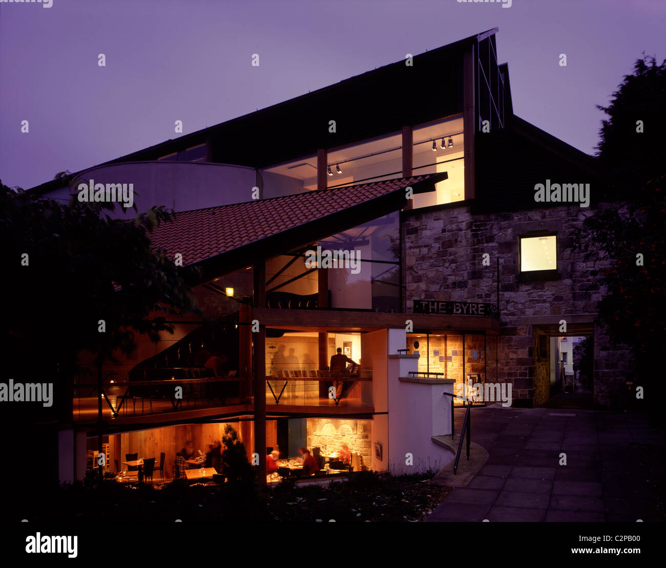 Byre theatre hi-res stock photography and images - Alamy