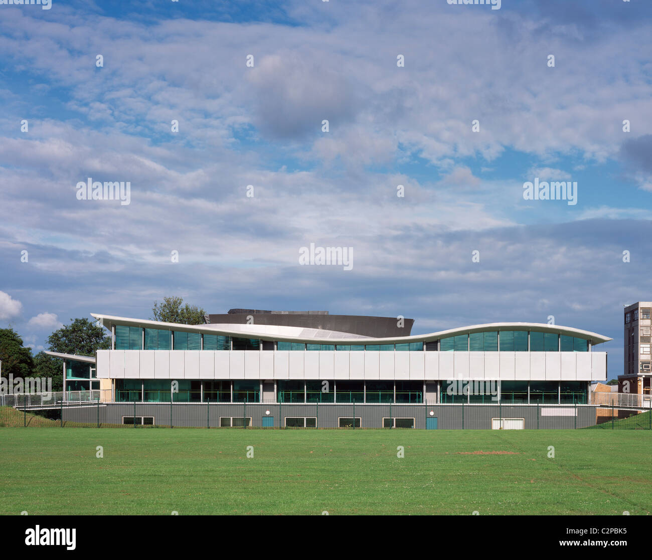 Scottish school contemporary dance hi-res stock photography and images ...