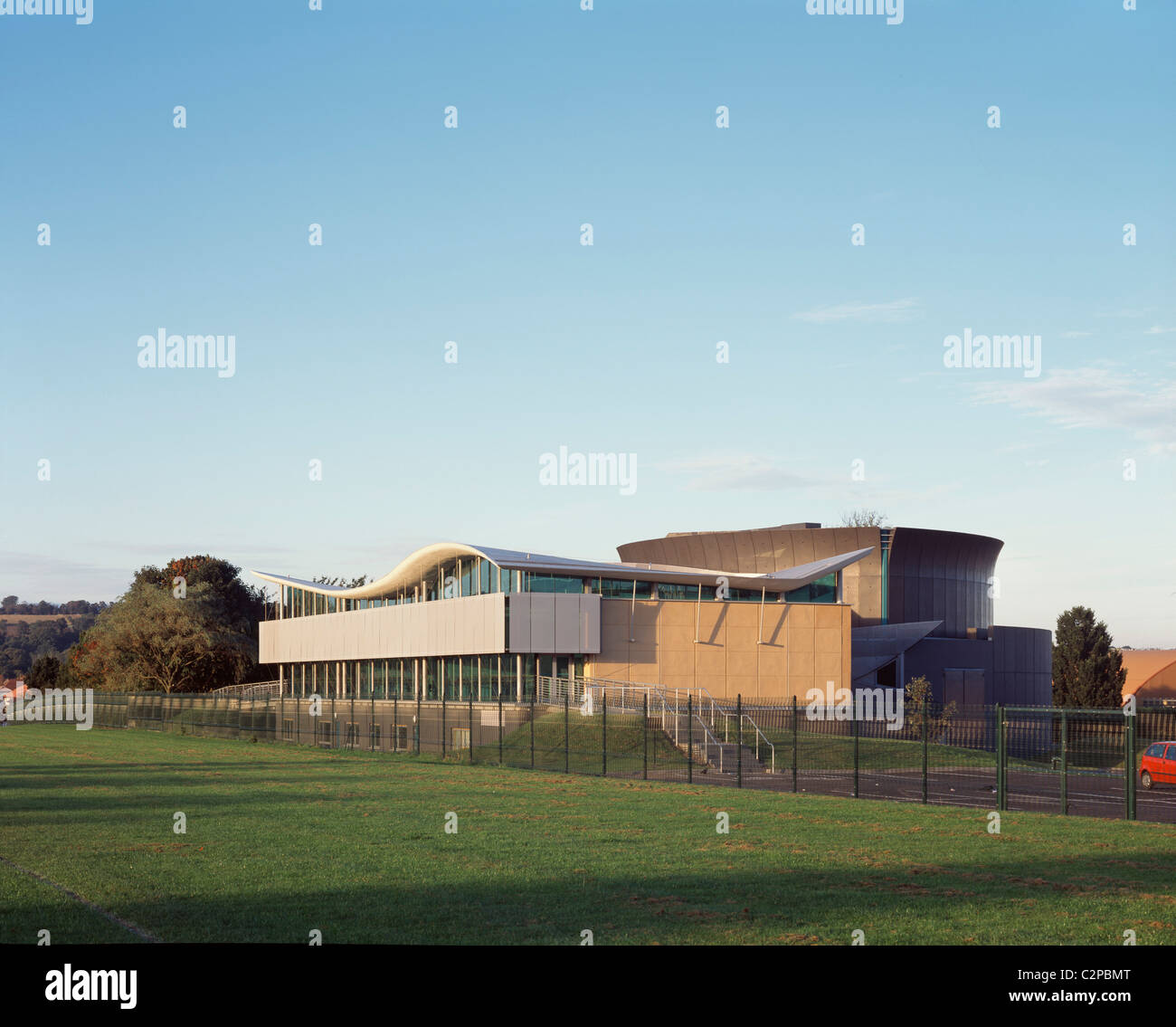 Dundee college hi-res stock photography and images - Alamy