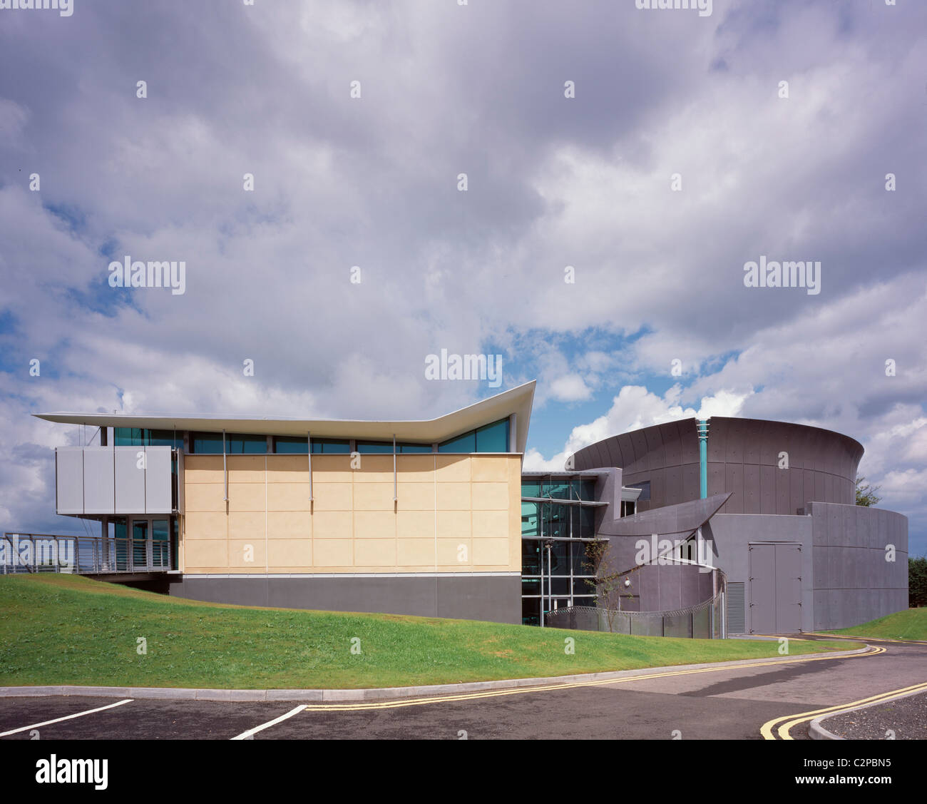 The Space Centre for Dance, Dundee College, Scotland. Exterior Studio 1 ...