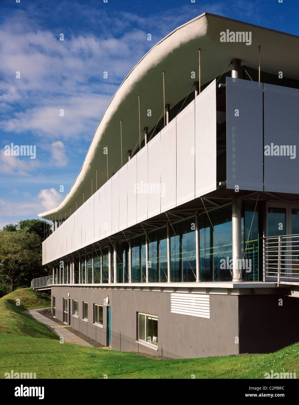 The Space Centre for Dance, Dundee College, Scotland. Studio exterior ...