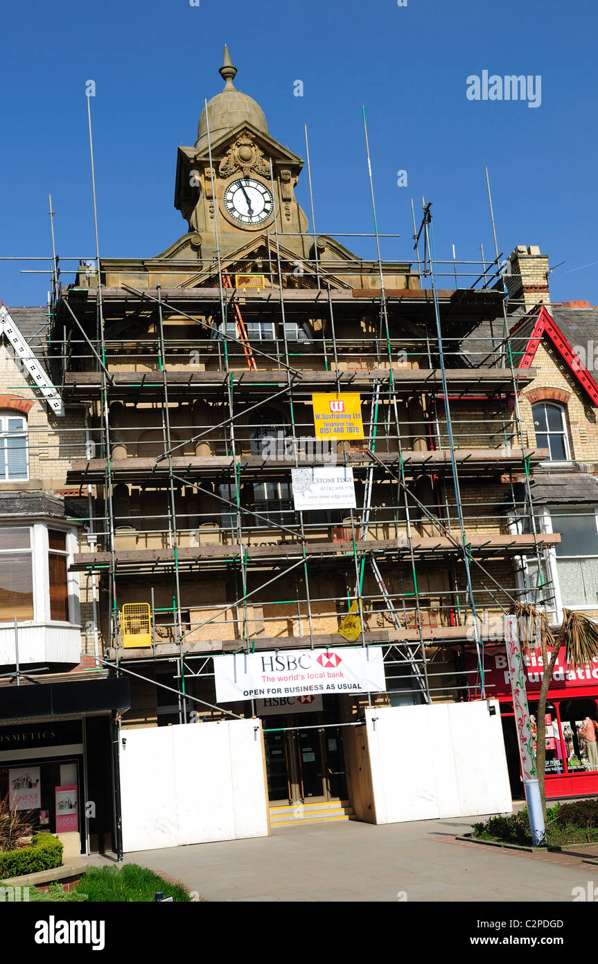 Hsbc building clock hi-res stock photography and images - Alamy
