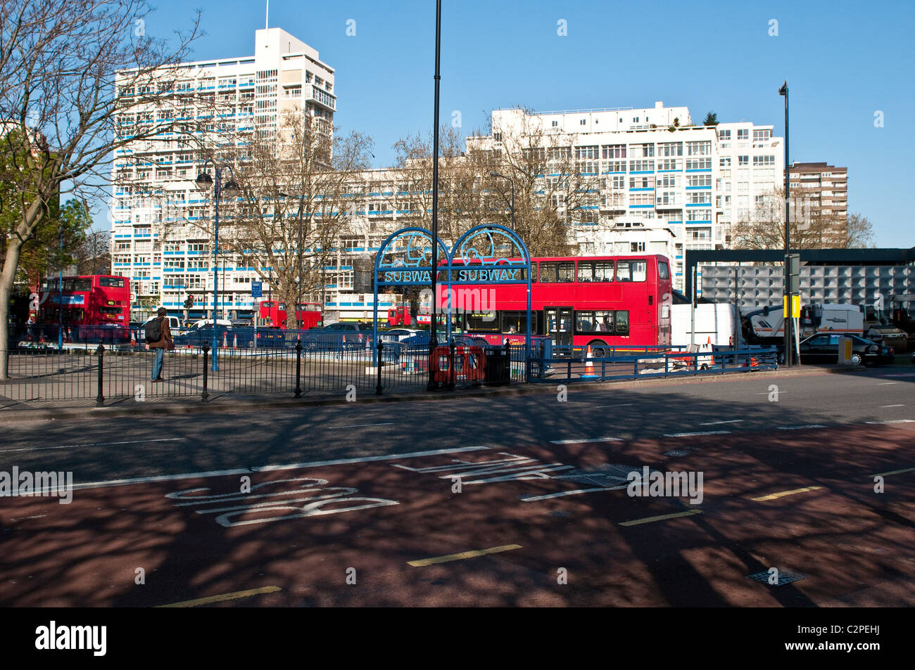 St George's Road, Elephant and Castle roundabout, Southwark, London, UK ...