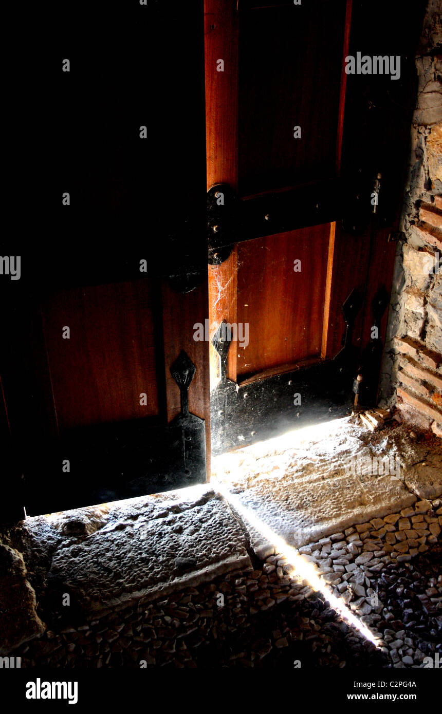 Creeping rust hi-res stock photography and images - Alamy