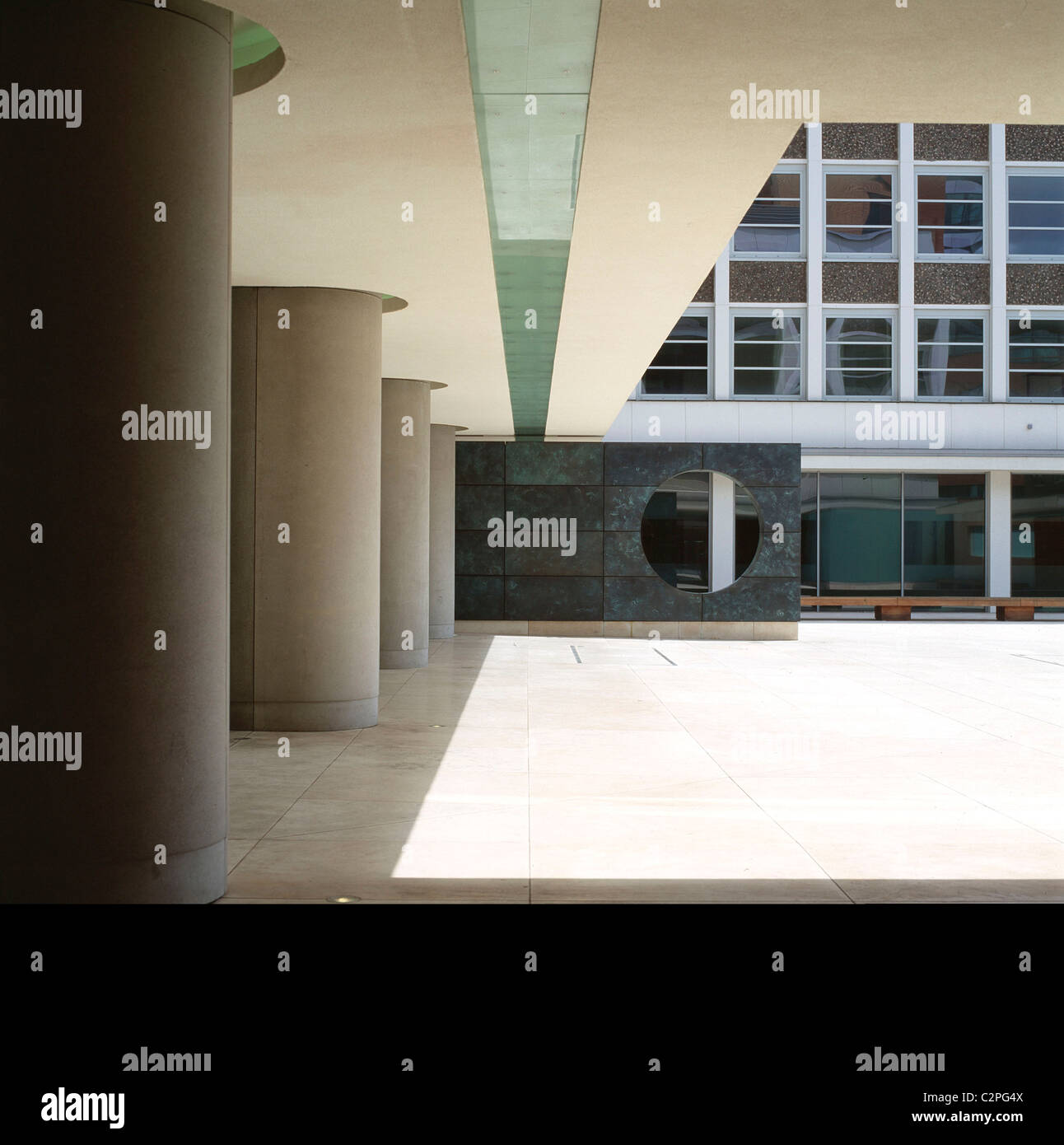 Ec2 london hi-res stock photography and images - Alamy