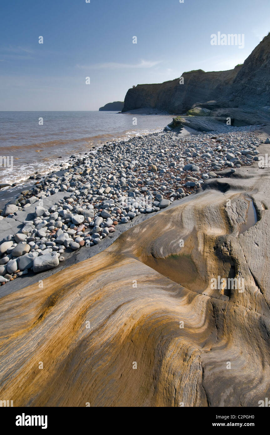 Shale rock edge hi-res stock photography and images - Alamy