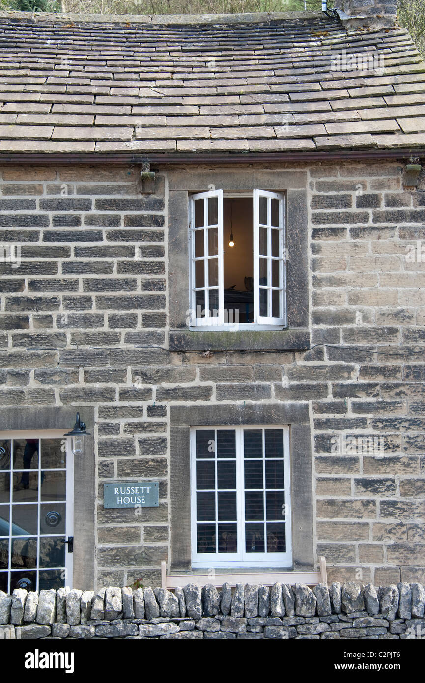 Castleton house hi-res stock photography and images - Alamy