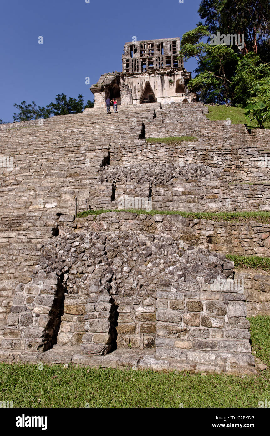 Temple of the Cross in Palenque, Chiapas, Mexico Stock Photo - Alamy