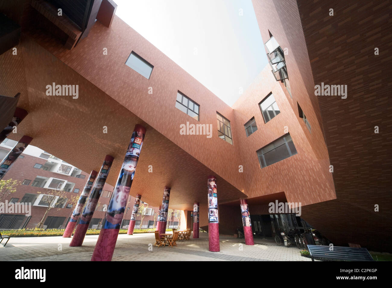 Chinese public housing development hi-res stock photography and images ...