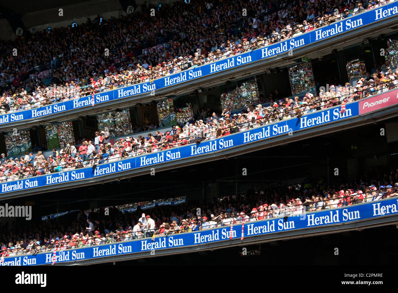 Melbourne cricket ground crowd hi-res stock photography and images - Alamy