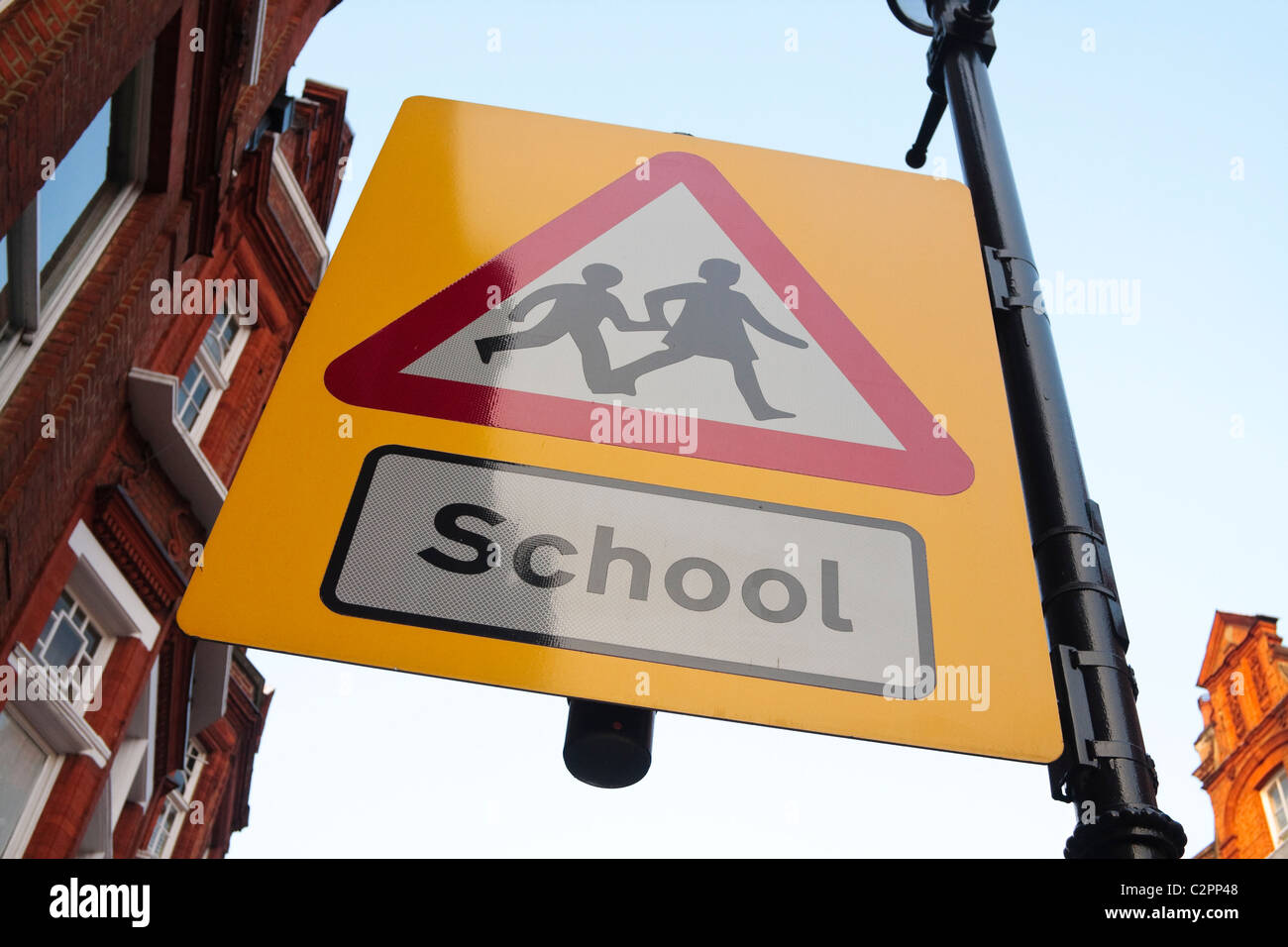 British school sign hi-res stock photography and images - Alamy