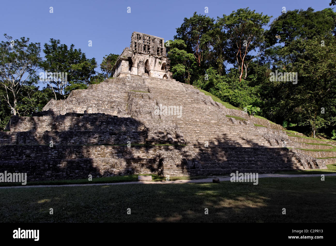 Temple of the Cross in Palenque, Chiapas, Mexico Stock Photo - Alamy