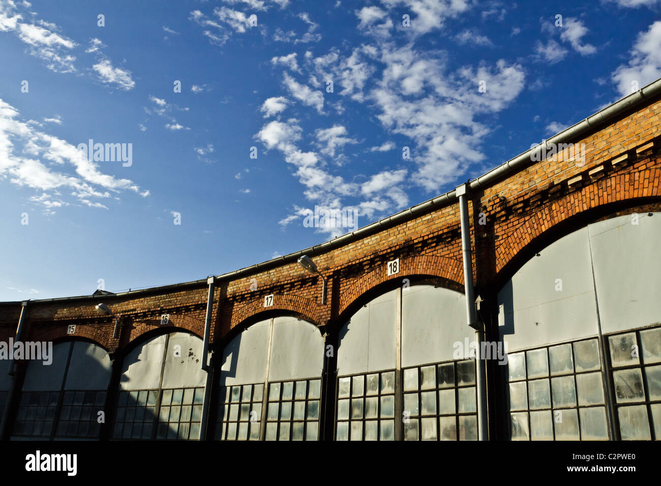 Old railway workshop hi-res stock photography and images - Alamy