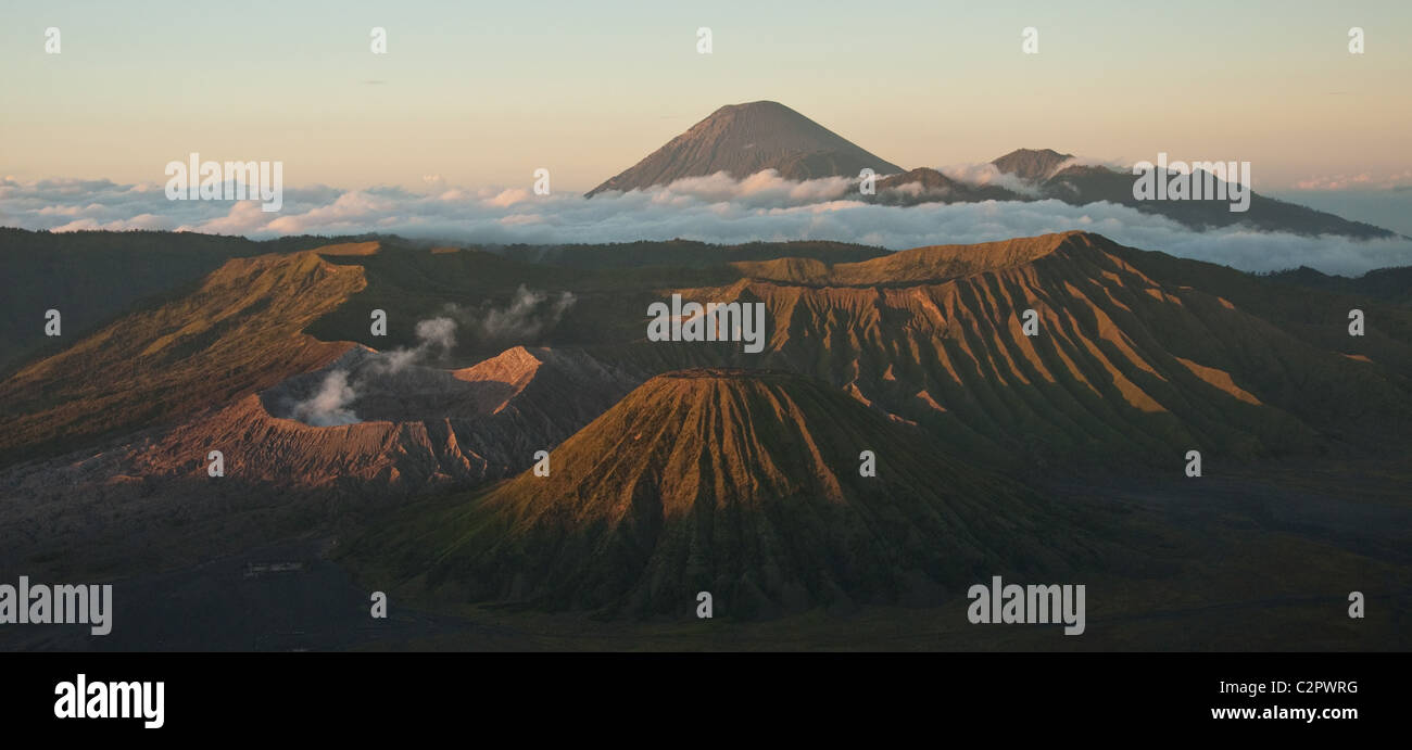 Gunung bromo sunrise hi-res stock photography and images - Alamy