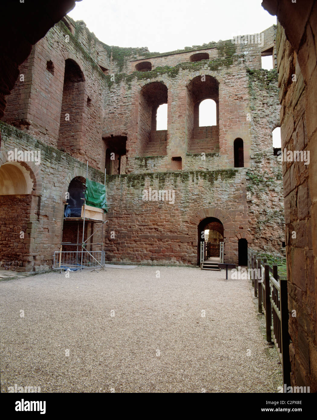 Kenilworth castle keep hi-res stock photography and images - Alamy