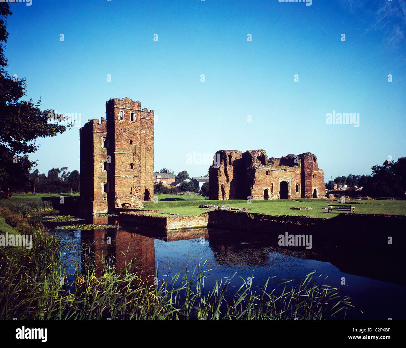 Kirby Muxloe Castle. Exterior view of castle and moat Stock Photo - Alamy