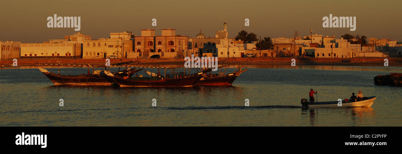 On motorboat against sunset hi-res stock photography and images - Alamy