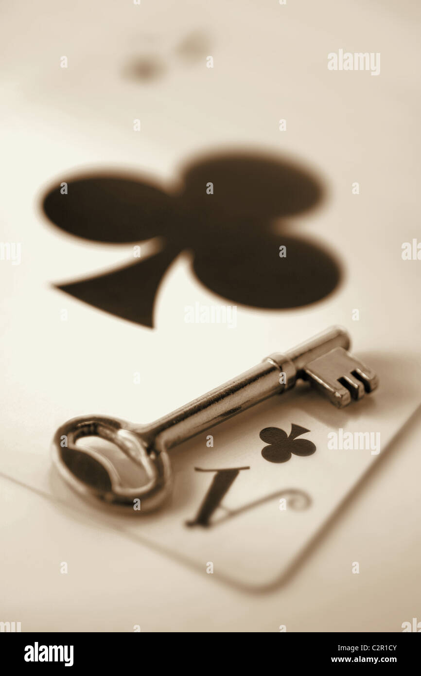 Skeleton Key on Playing Card Stock Photo - Alamy