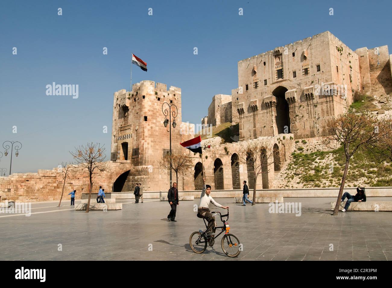 Syria The Citadel of Aleppo large medieval fortified palace one of the ...