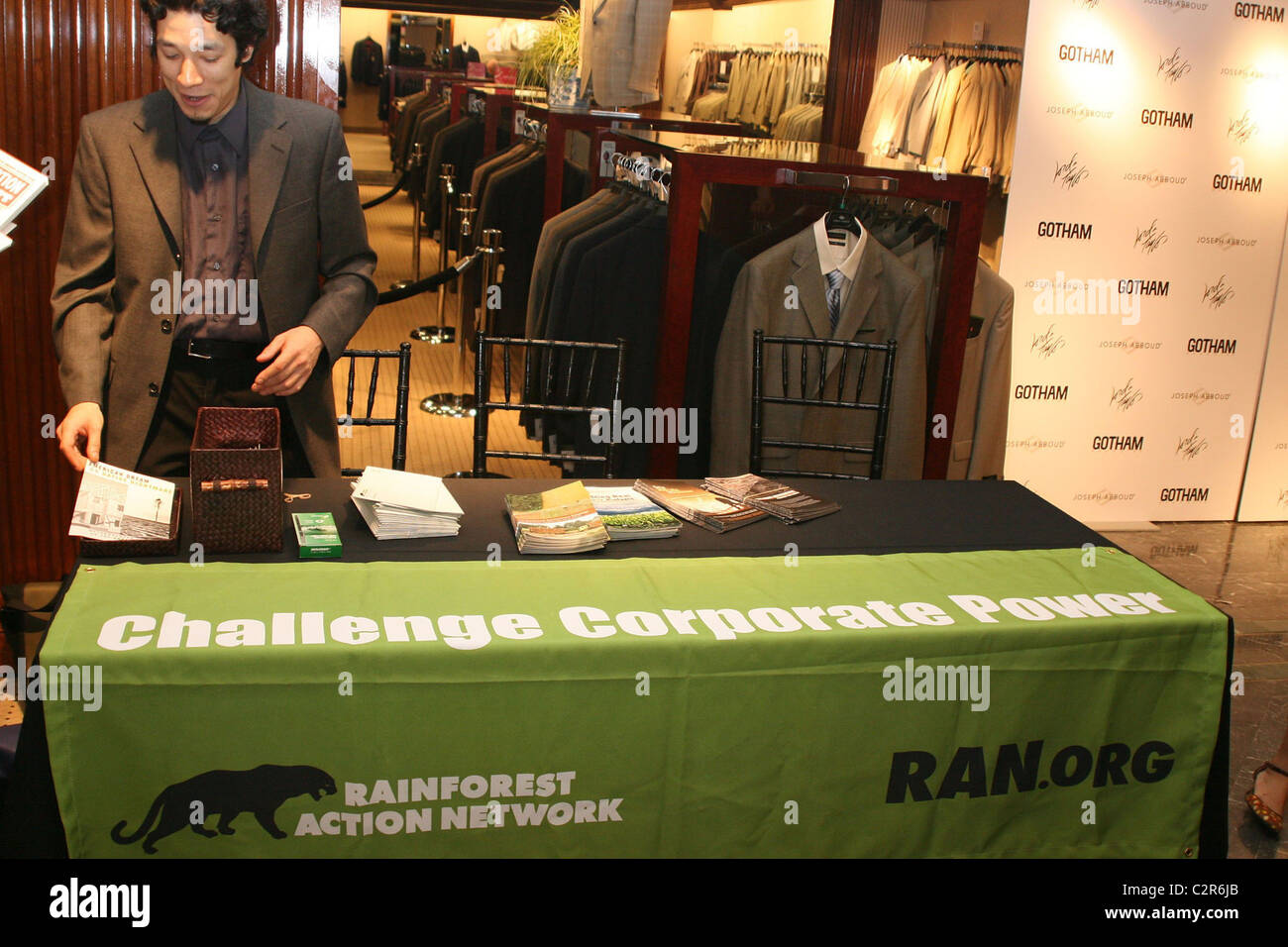 Rainforest action network hi-res stock photography and images - Alamy