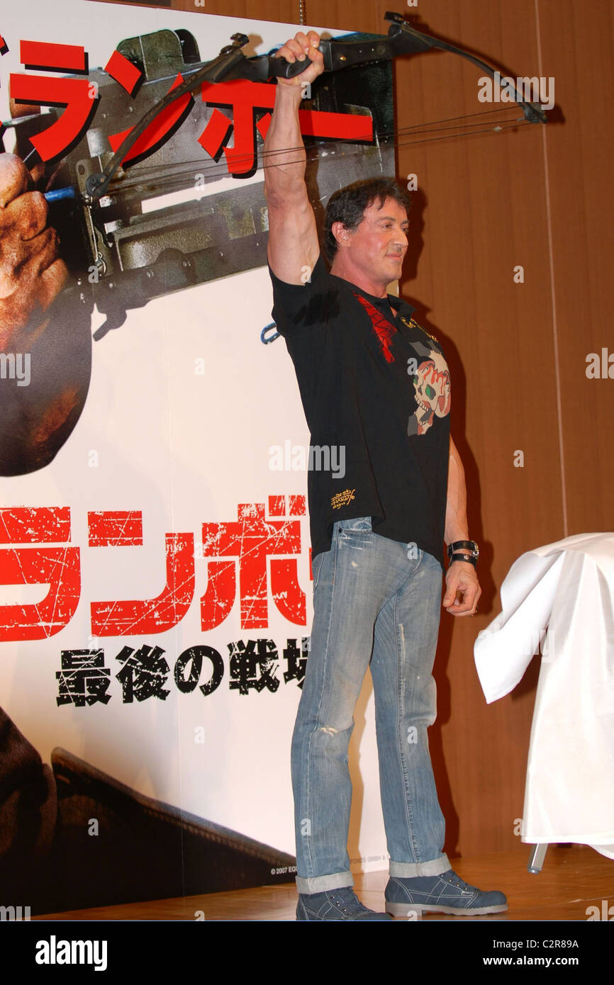 Wet sylvester stallone hi-res stock photography and images - Alamy