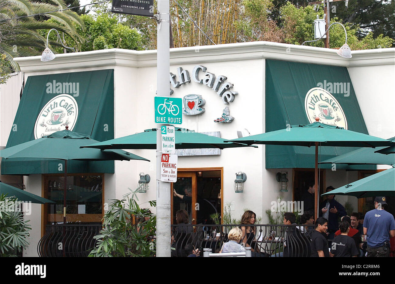 The film set for HBO's 'Entourage' at Urth Caffe in West Hollywood Los ...