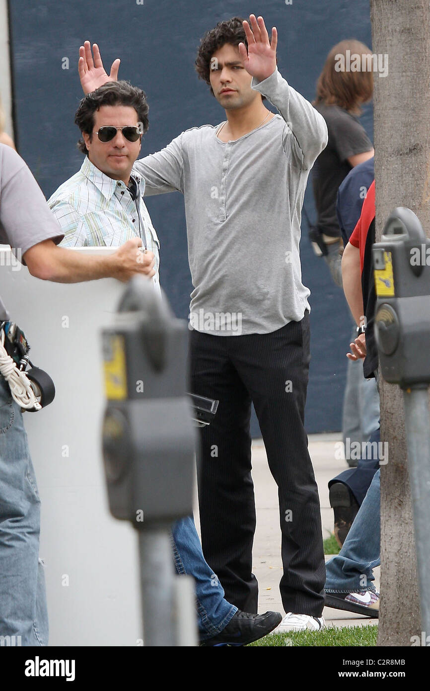 Adrian Grenier at the film set for HBO's 'Entourage' at Urth Caffe in ...