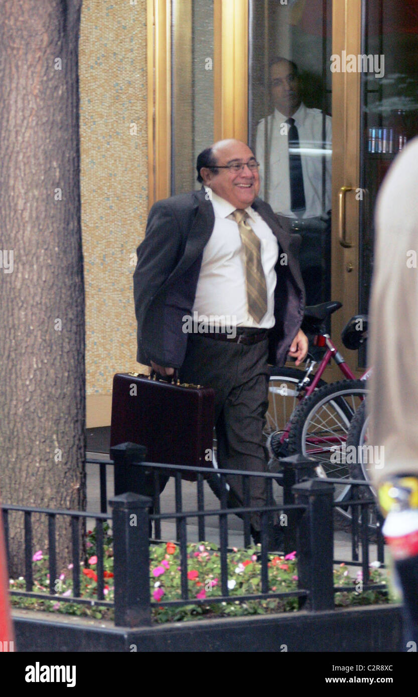 Danny DeVito on the set of the upcoming movie 'When in Rome' filming in ...