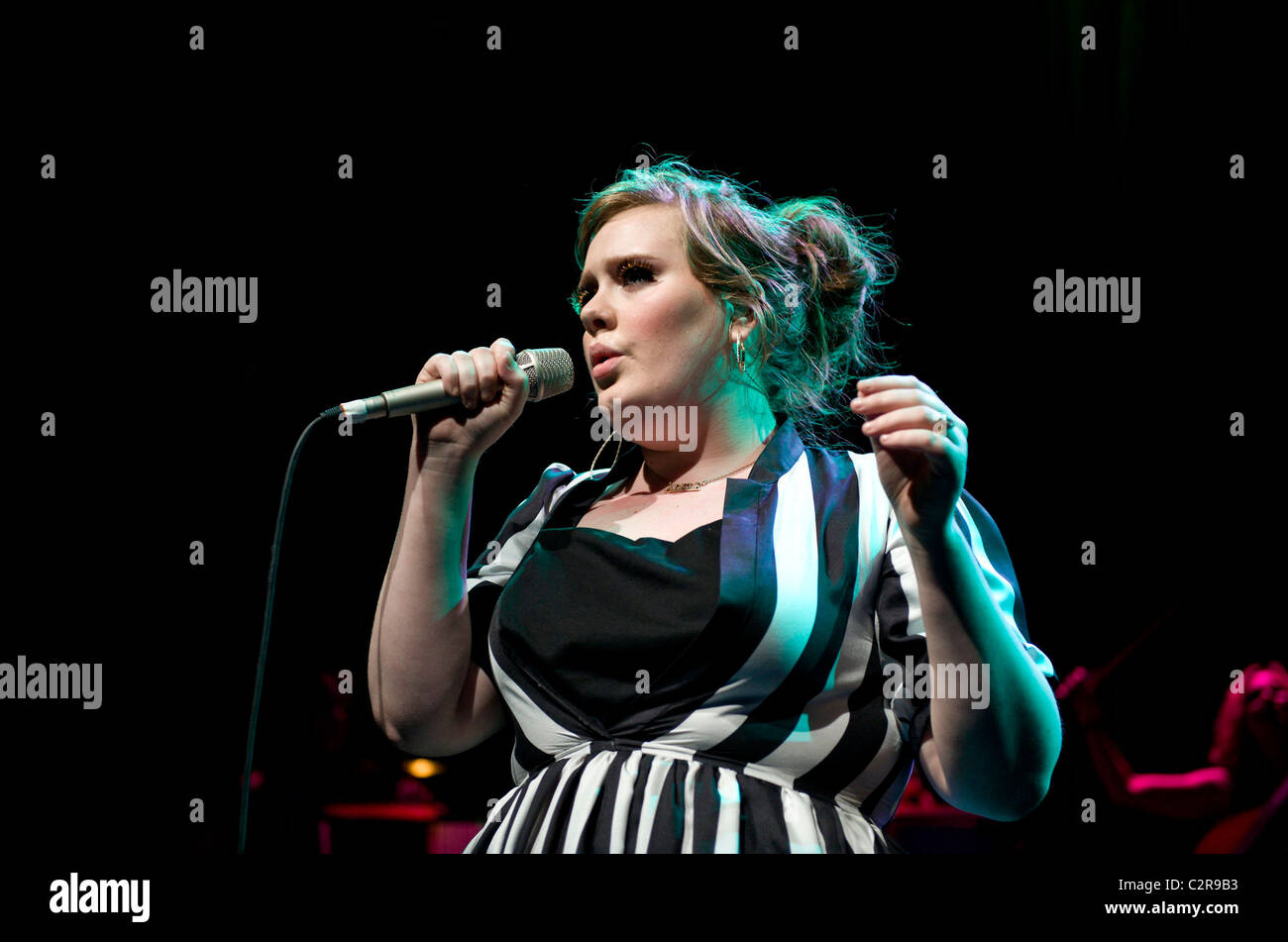 Adele Concert London High Resolution Stock Photography and Images - Alamy