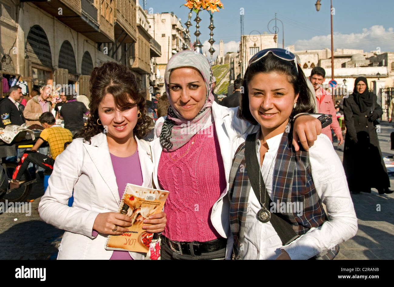 Arab teenagers hi-res stock photography and images - Alamy