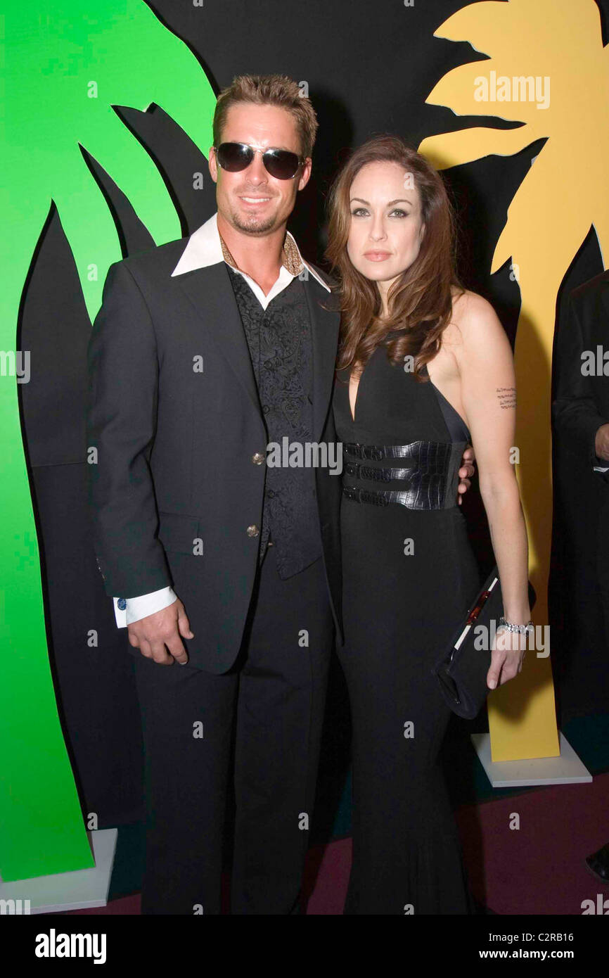 Ryan Fraley (Brad Pitt impersonator) and Tatiana Turan (Angelina Jolie impersonator) The 17th ...
