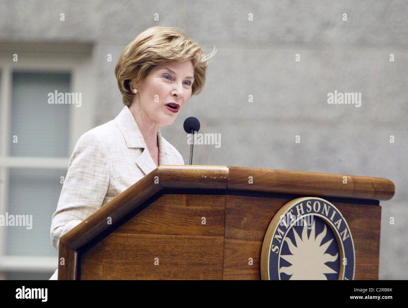 Laura bush first lady portrait hi-res stock photography and images - Alamy