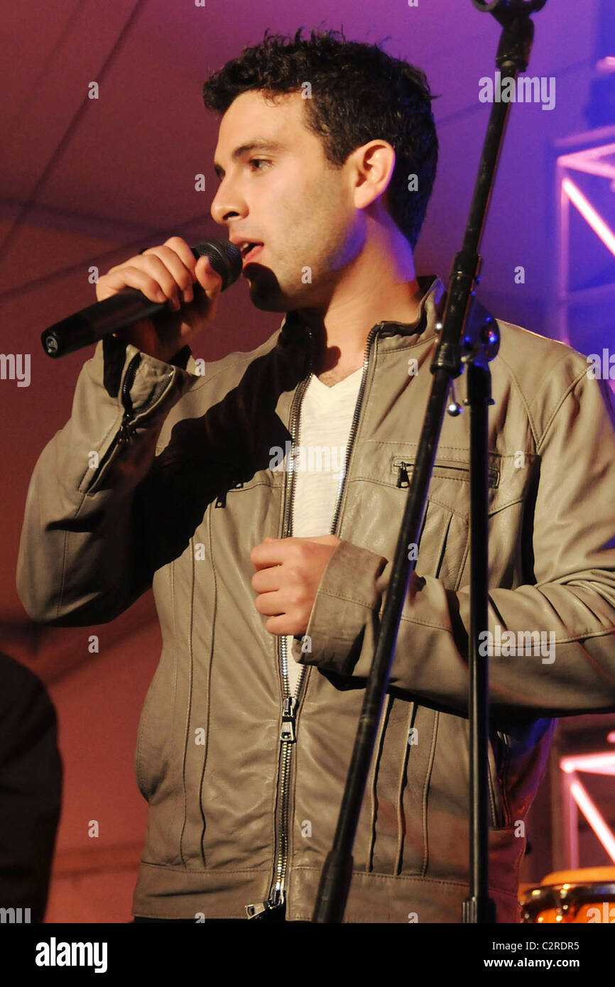 Jarrod Spector Philadelphia Style Magazine's relaunch party at City ...