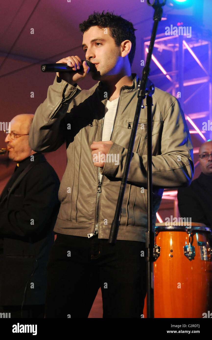 Jarrod Spector Philadelphia Style Magazine's relaunch party at City ...