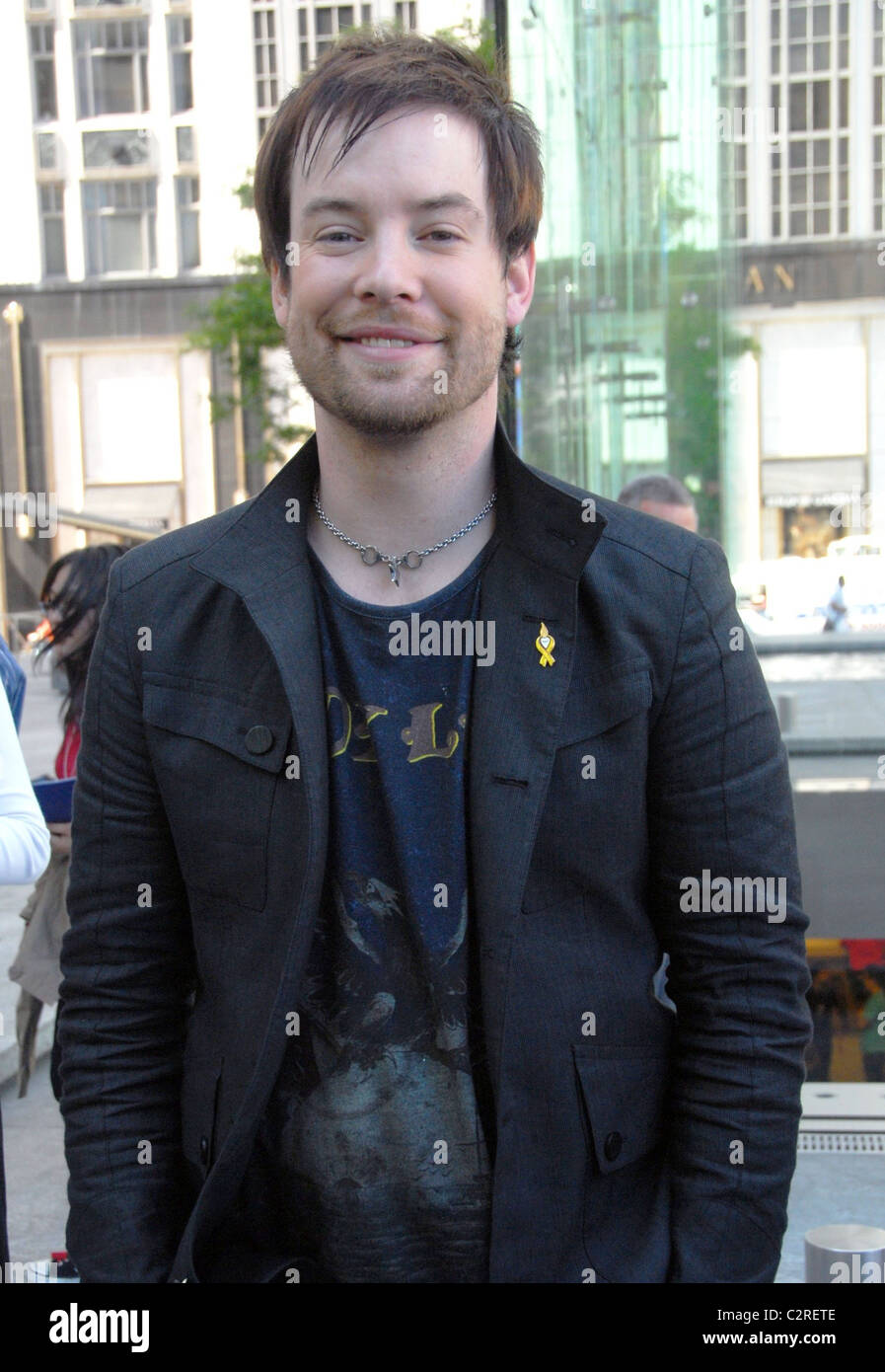 David Cook the new 'American Idol' performing live on CBS' 'The Early ...