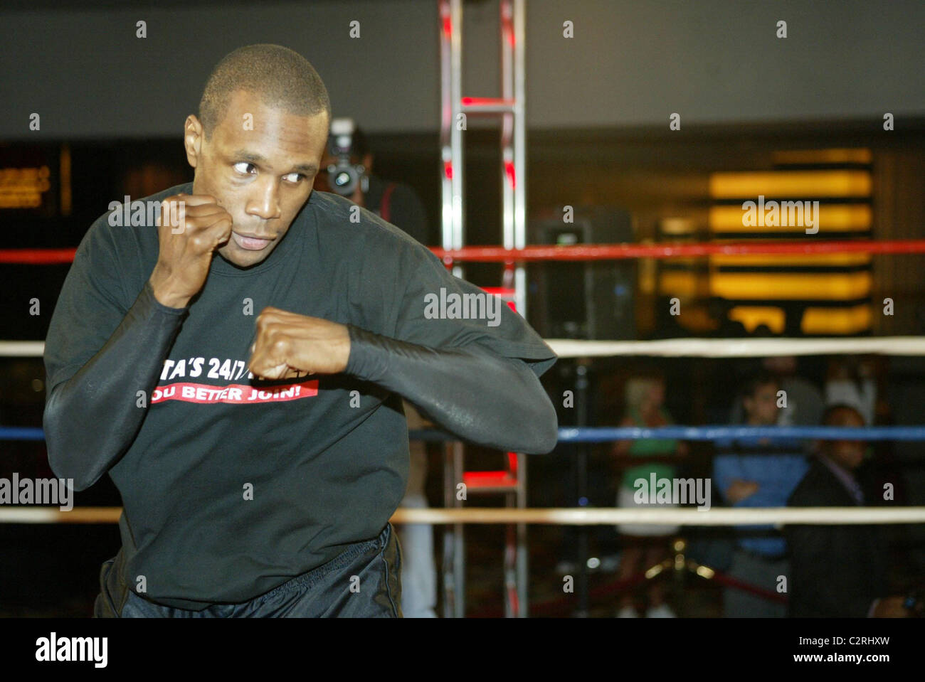 Light Heavyweight Shaun George media work out at Planet Hollywood Hotel ...