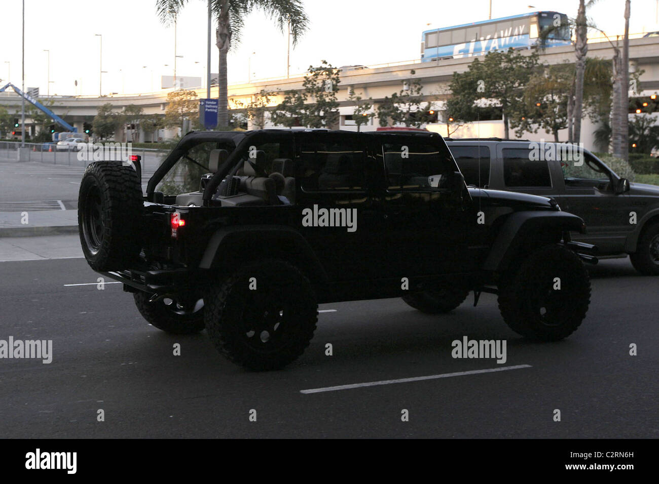 David Beckham picks up Victoria Beckham from LAX airport as she arrives ...