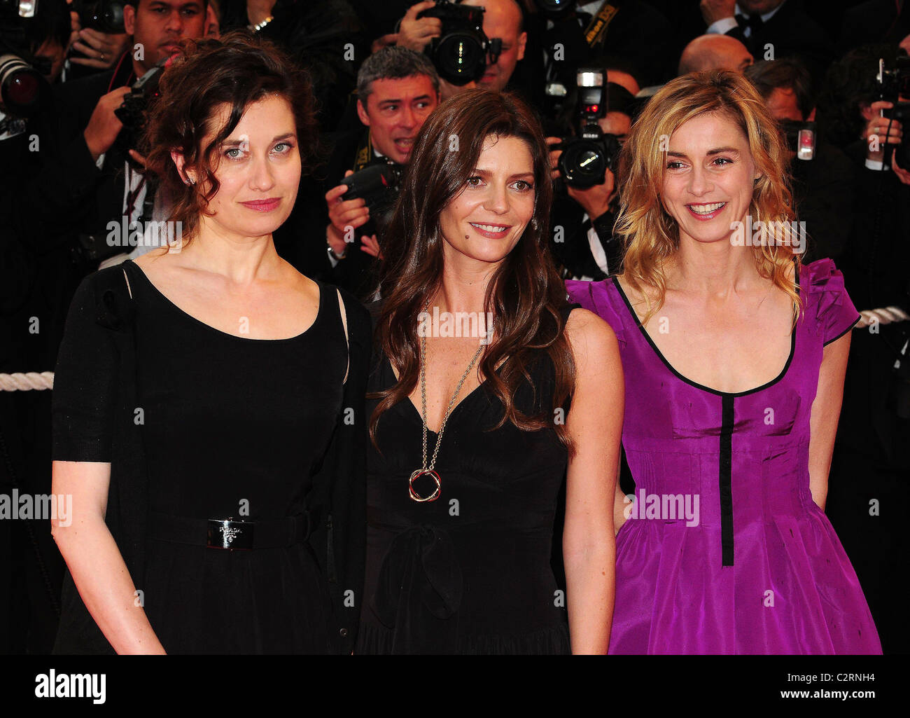 Chiara mastroianni and emmanuelle devos hi-res stock photography and ...