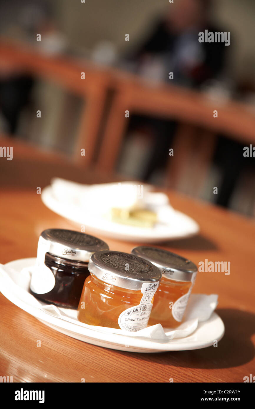 Networking groups hi-res stock photography and images - Alamy