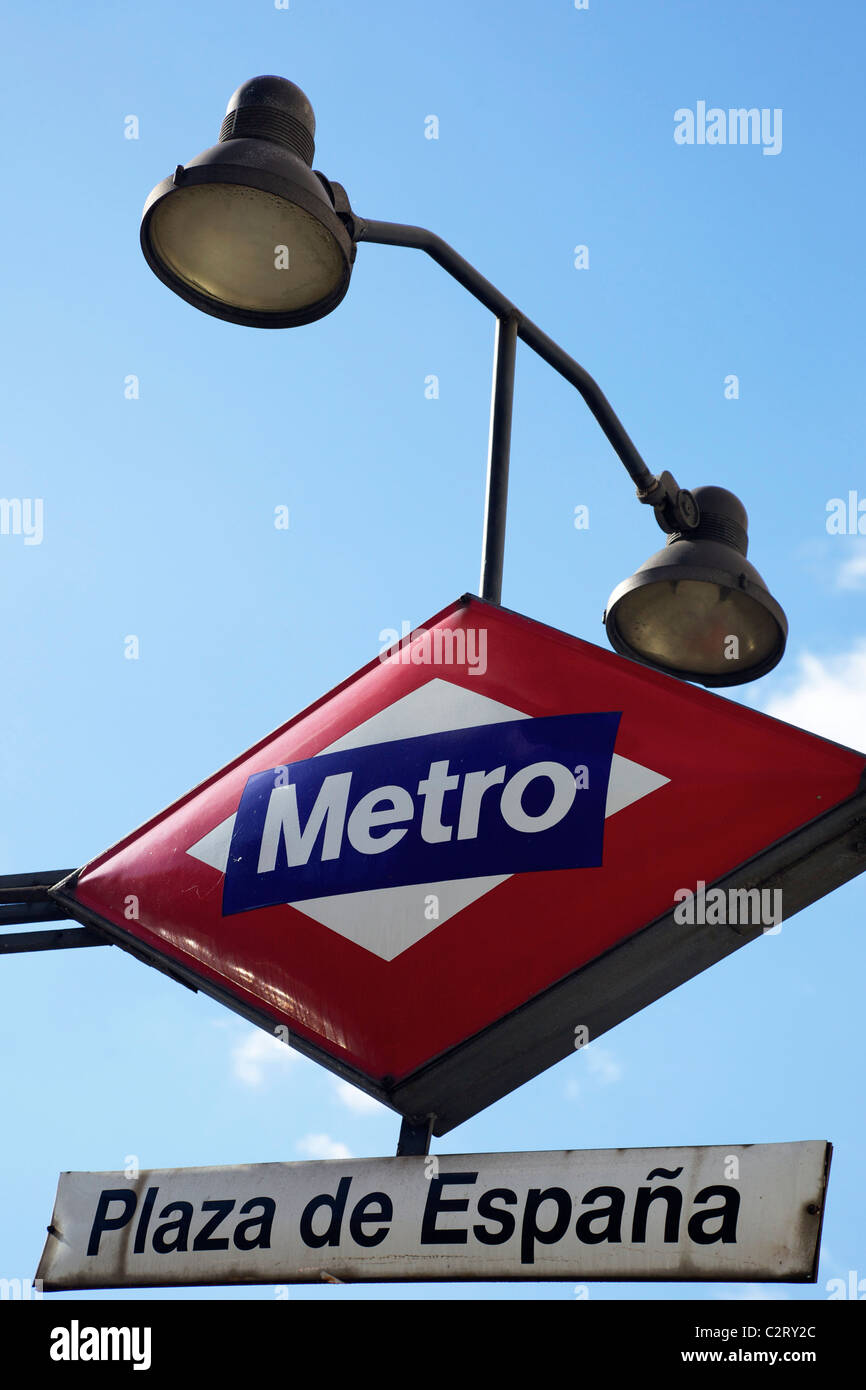 Metro de madrid hi-res stock photography and images - Alamy
