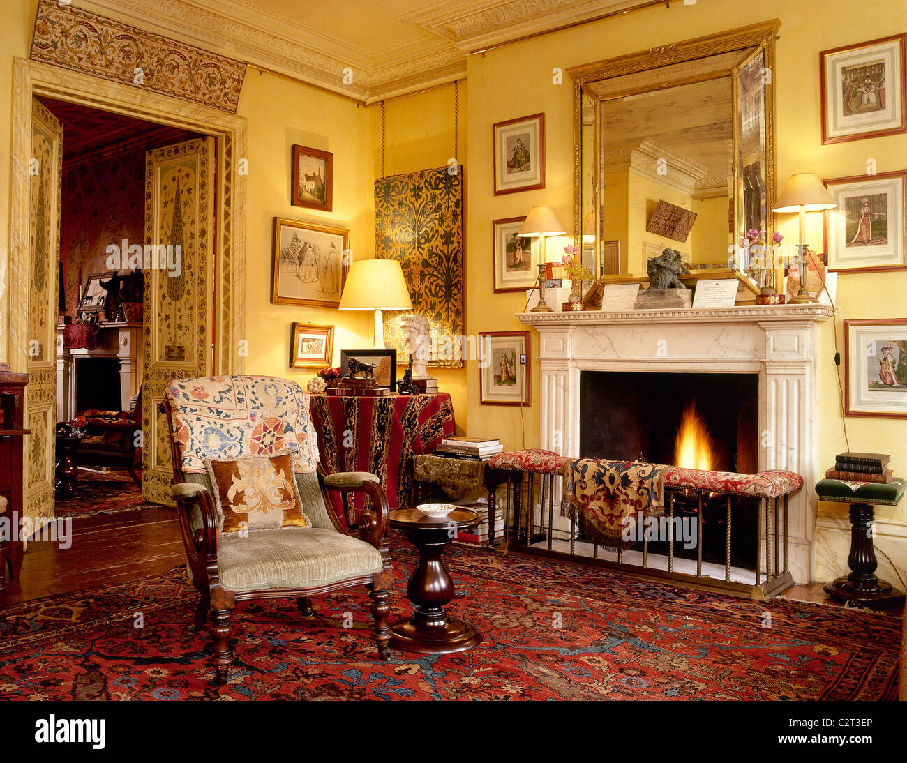Period fireplace hi-res stock photography and images - Alamy