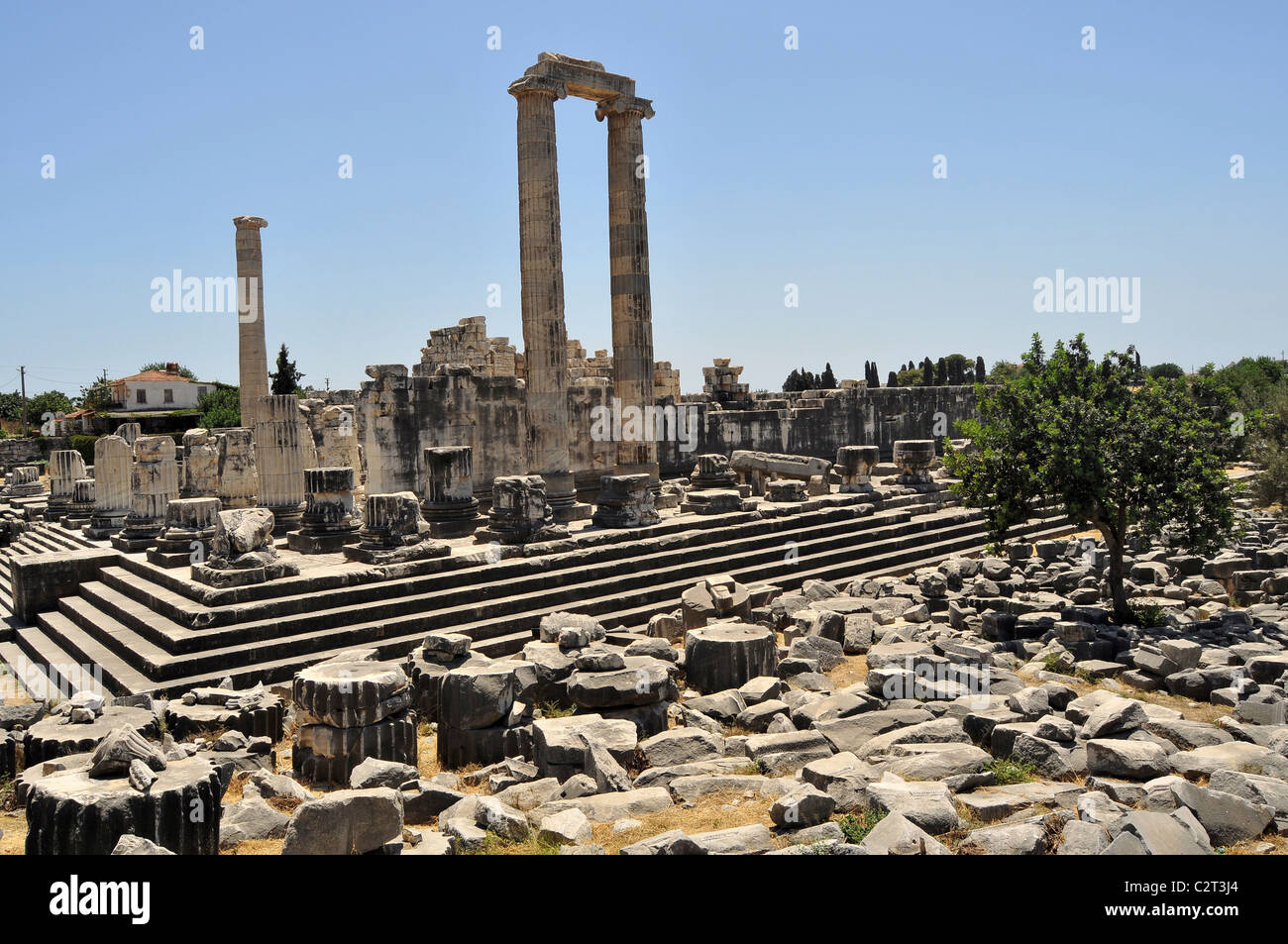 Apollon temple temple hi-res stock photography and images - Alamy