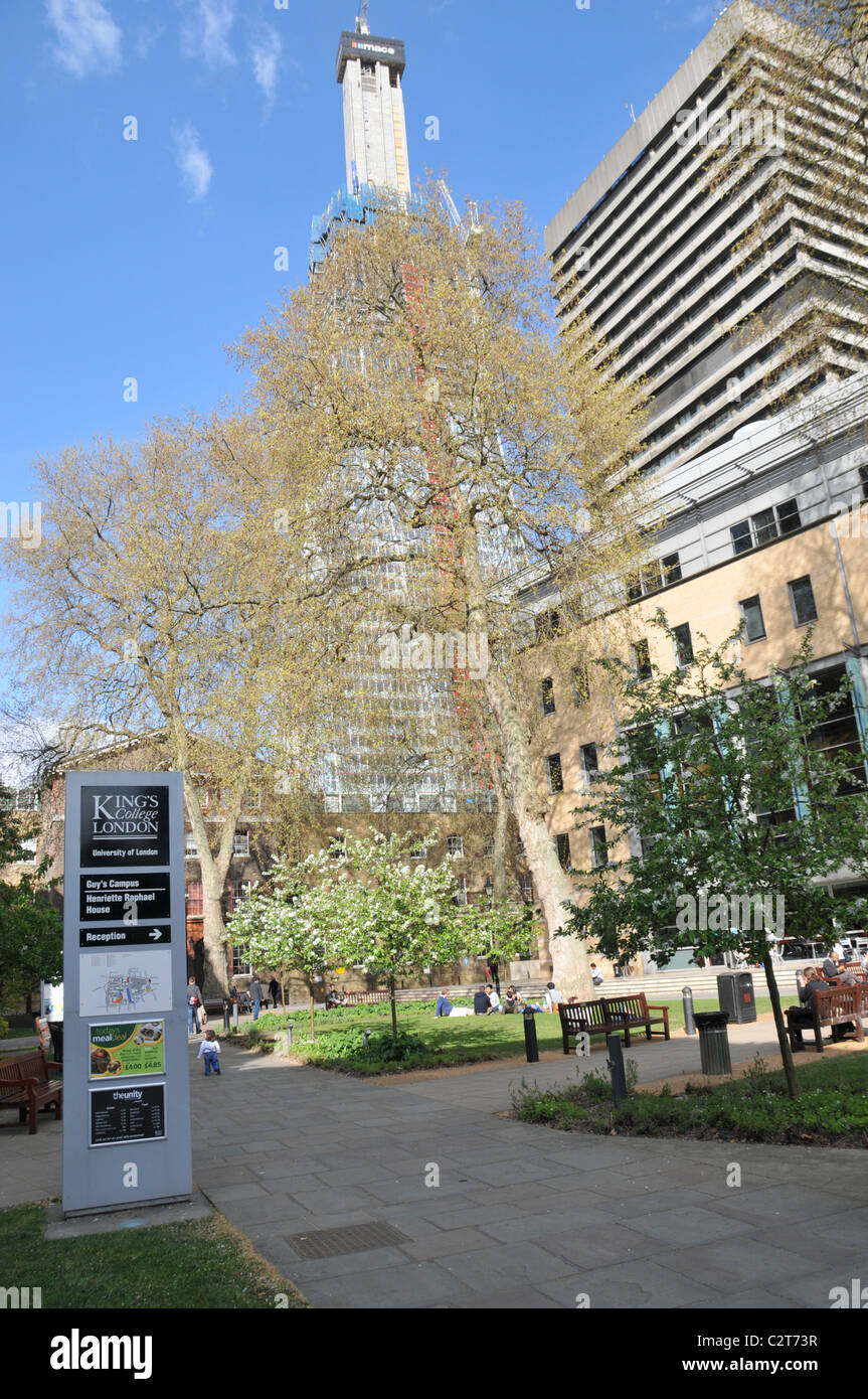 Shard building construction london hi-res stock photography and images ...