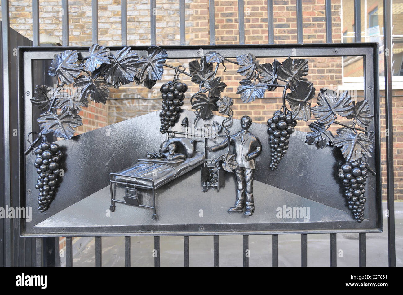 Guy's Hospital blacksmiths George James and Sons triptych memorial to ...