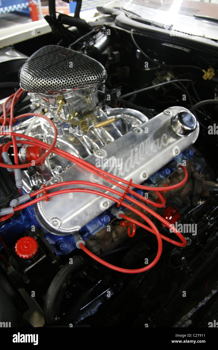 vintage american america cadillac engine at car at motor show Stock ...