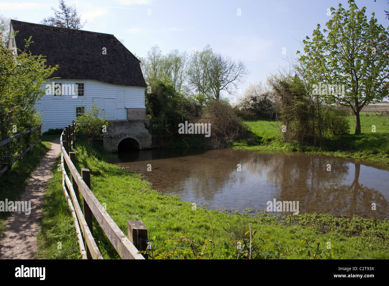 Watermill uk hi-res stock photography and images - Alamy