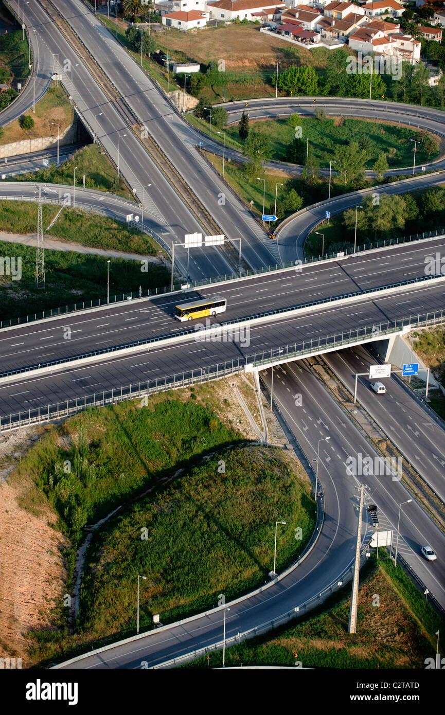 Cloverleaf road roads hi-res stock photography and images - Alamy