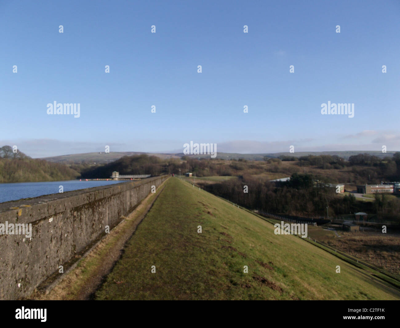 Reservoir and dam hi-res stock photography and images - Alamy