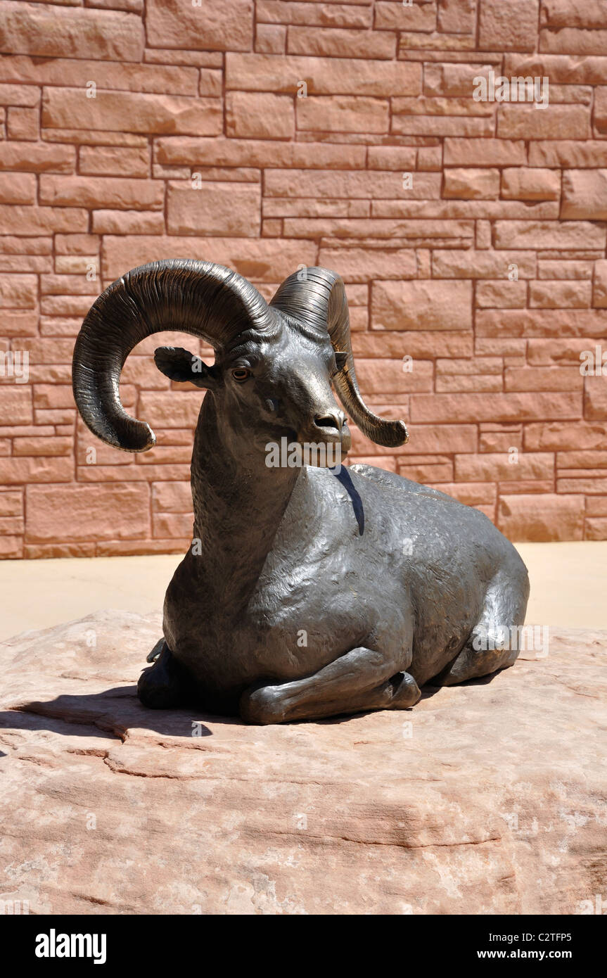 Bronze sculpture of Desert Bighorn Sheep Ram by Matthew Gray Palmer at ...